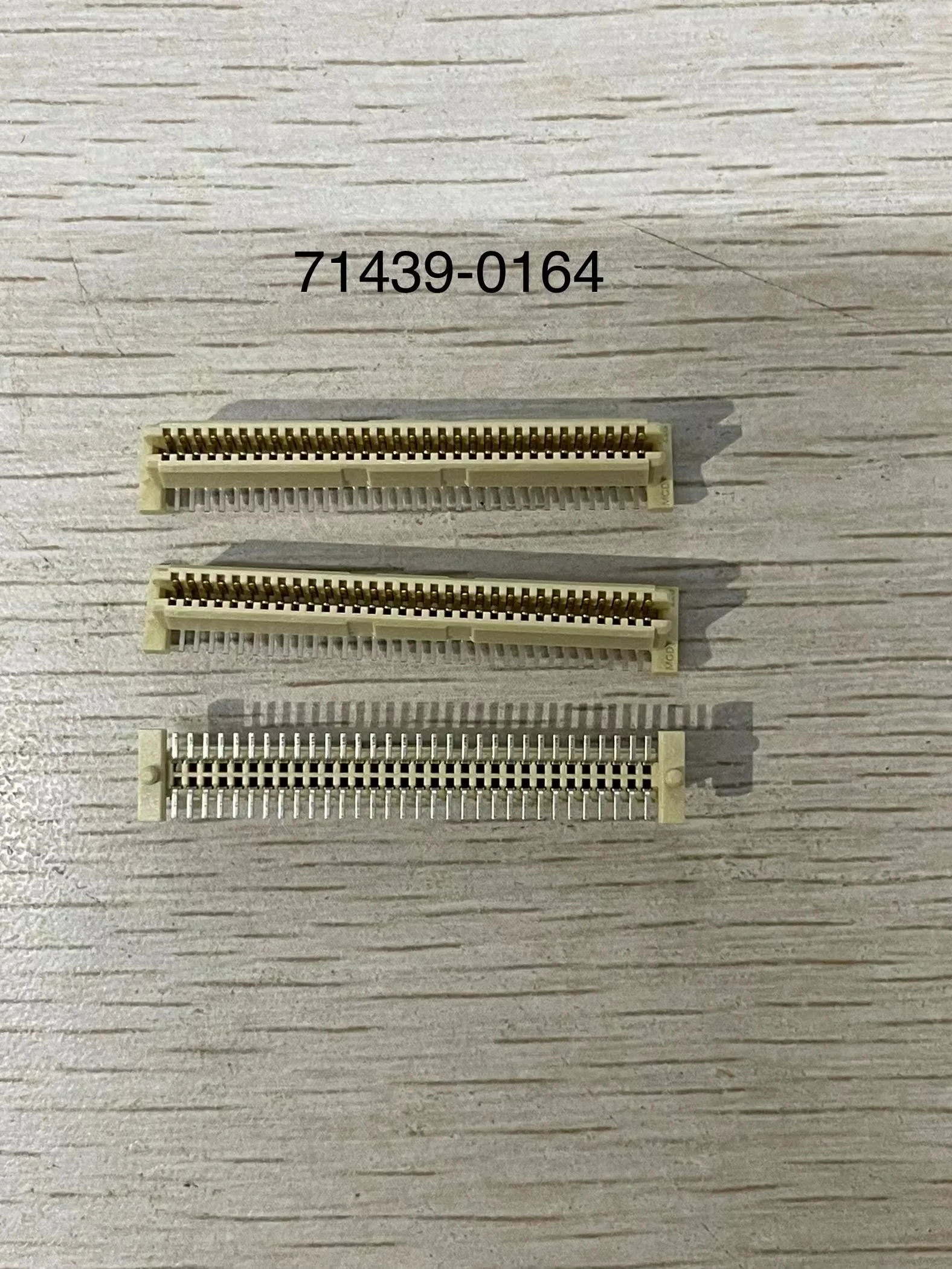 71439-0164Connector-1-00-IEEE1386-0-76.jpg