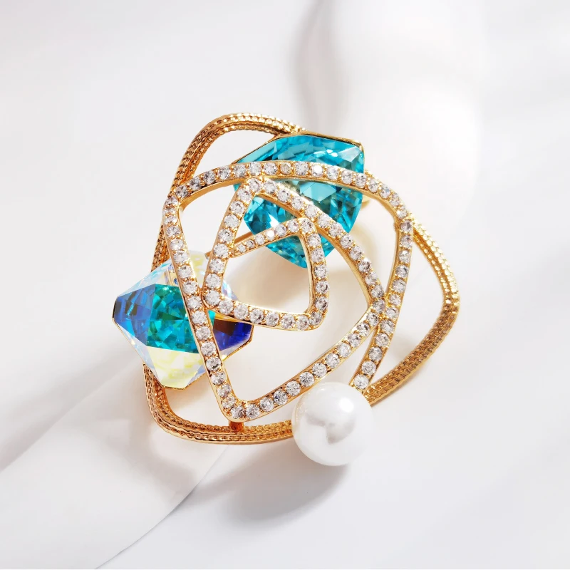 11-11-Luxury-Designer-Brooches-for-Women-made-with-Crystals-From ...