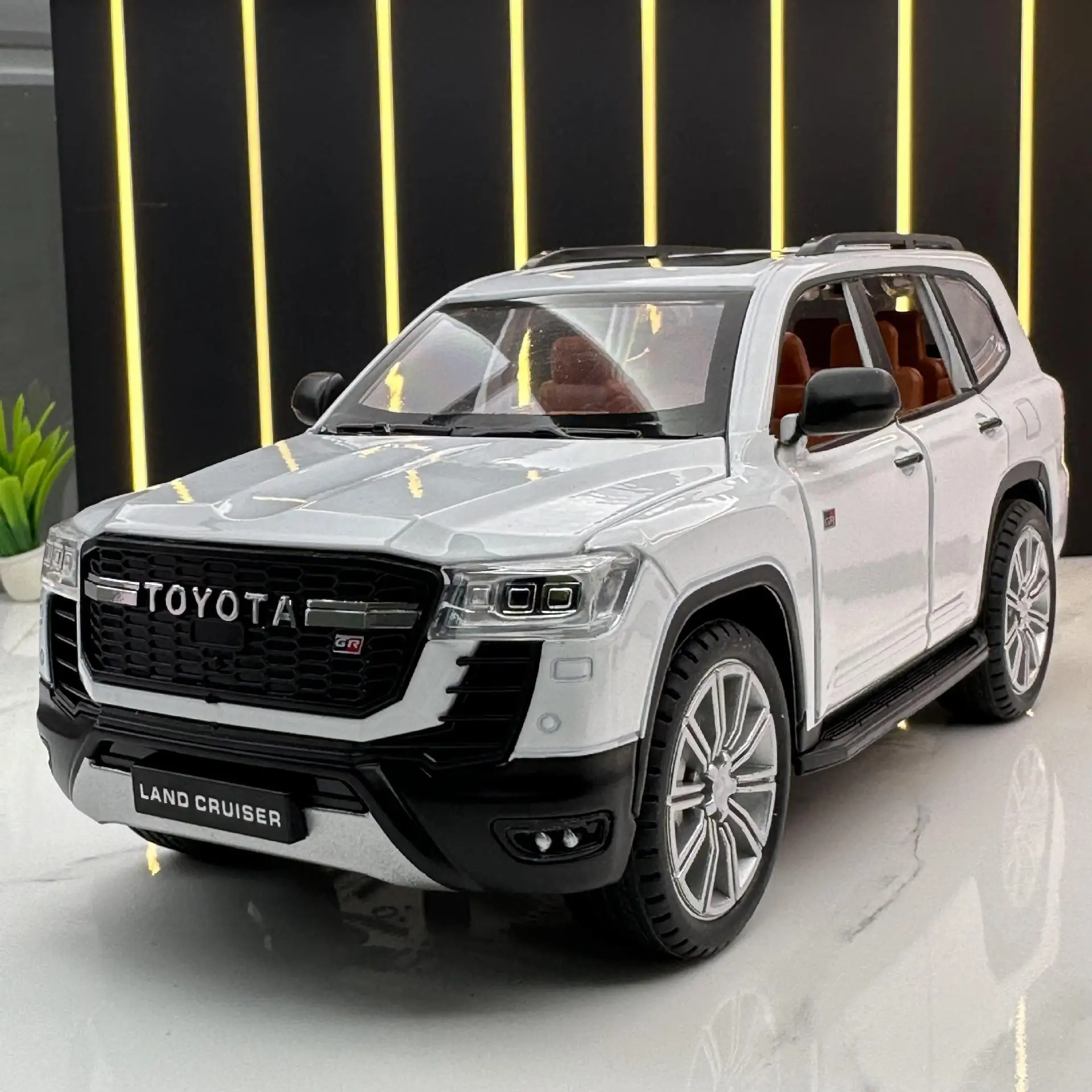 1-24-Toyota-Land-Cruiser-LC300-GR-Alloy-Car-Model-Vehicles-High ...