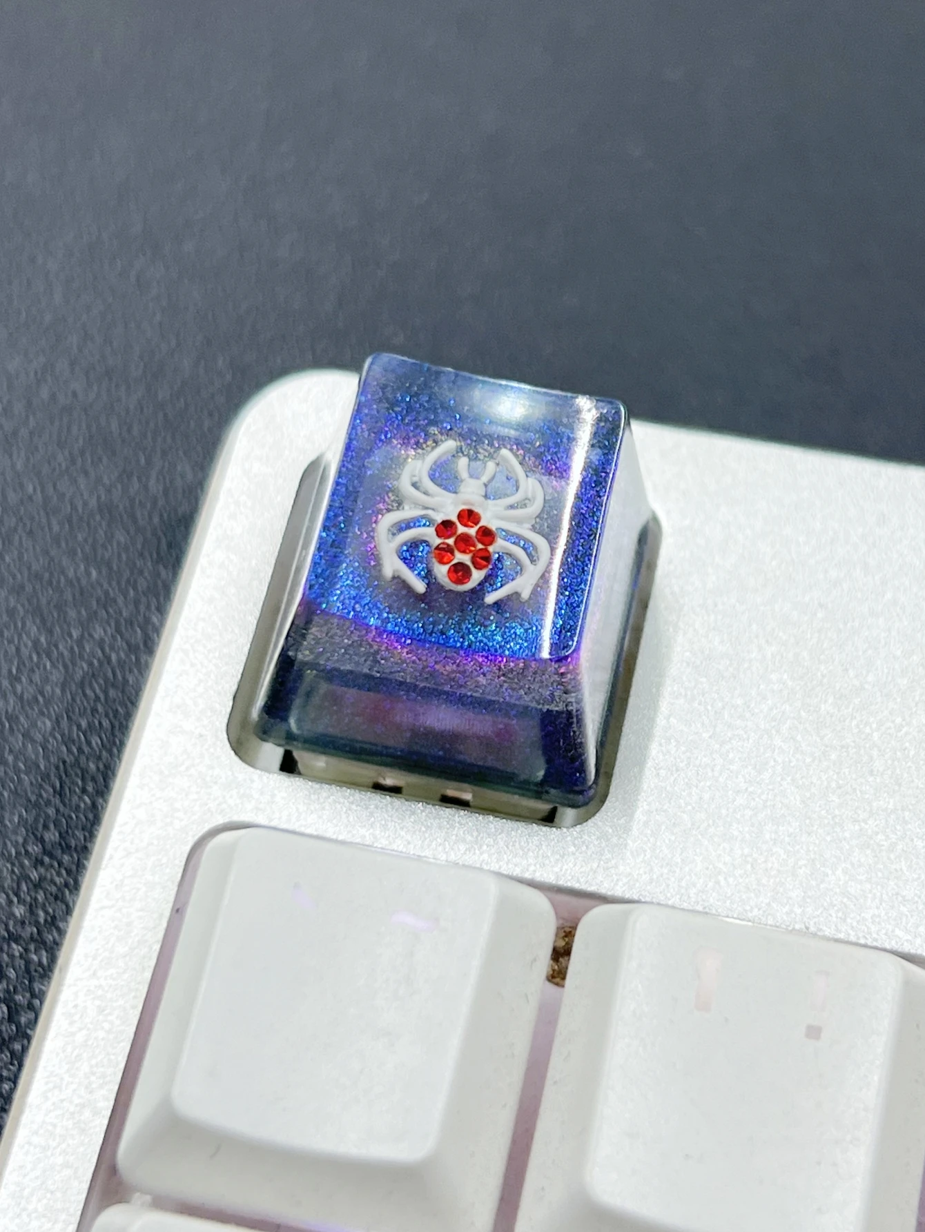 1Pcs-Cute-Translucent-ABS-Resin-Halloween-Starry-Sky-Spider-Keycaps ...