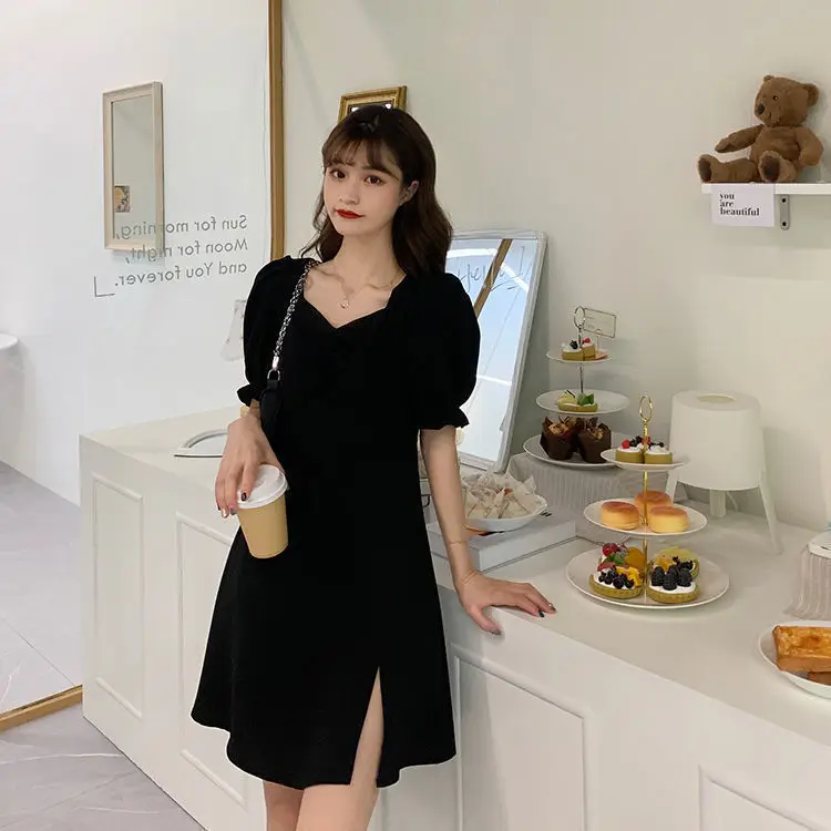 Simple Short Black Dresses
