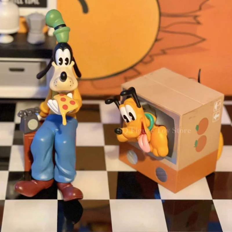 Mickey Mouse Cholo 13