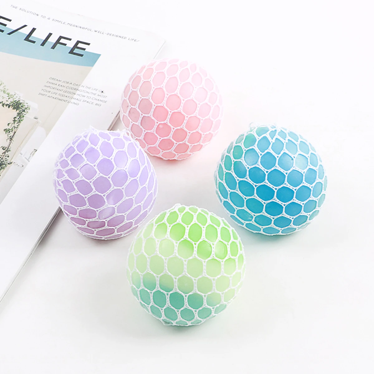 Stress Relief Squeeze Toy Gradual Grape Ball Pressure Reducing Toy for ...