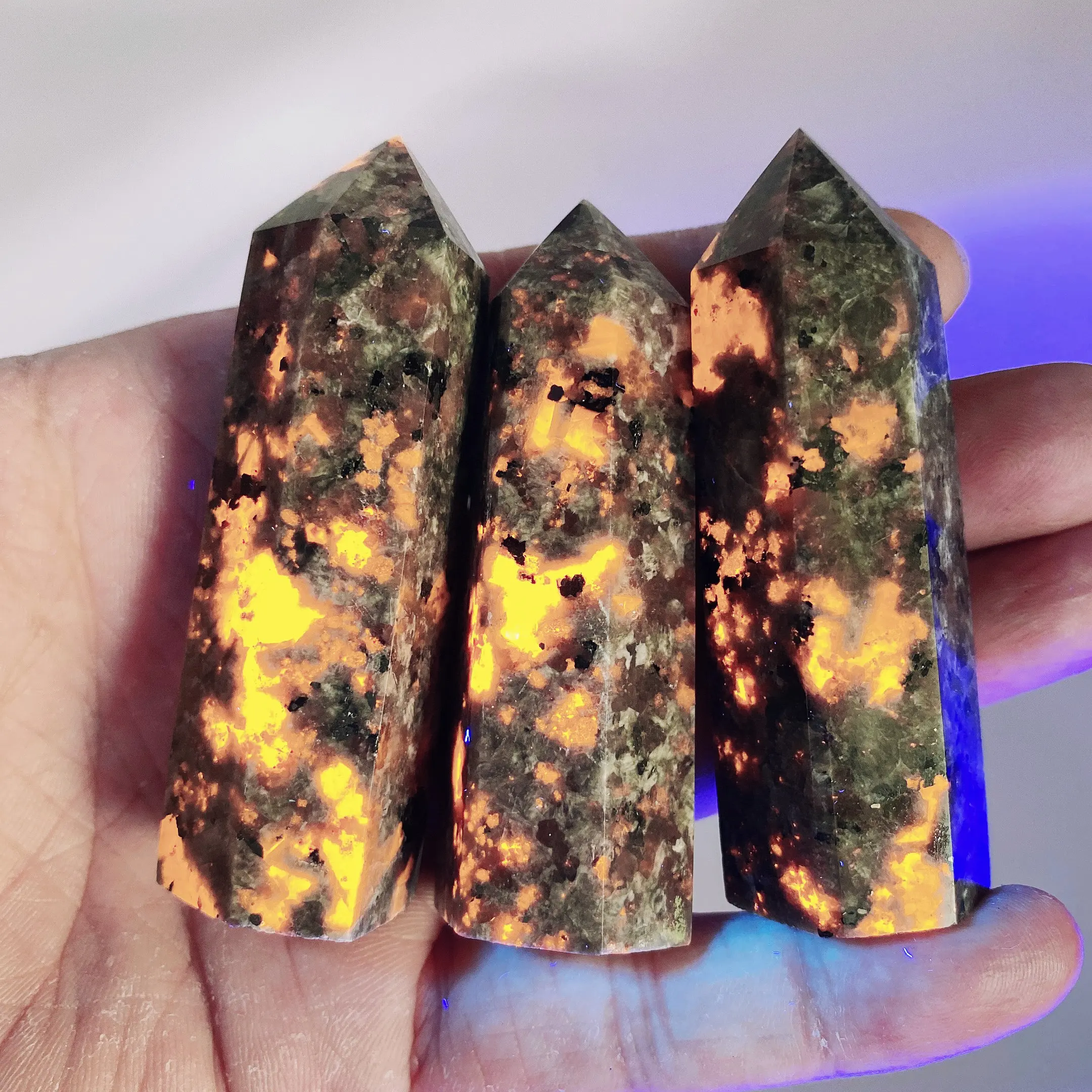 1pc-Natural-flame-Yooperlite-Energy-Reiki-stone-Tower-pointed ...