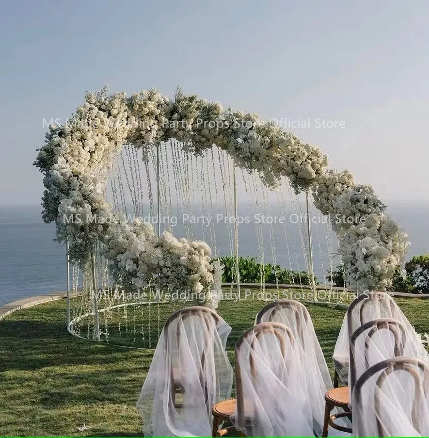 This popular semi-circular curved backdrop has a beautiful design and ...