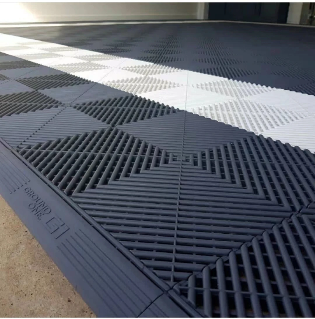 Modular-Interlocking-Garage-Floor-Tiles-PVC.jpg