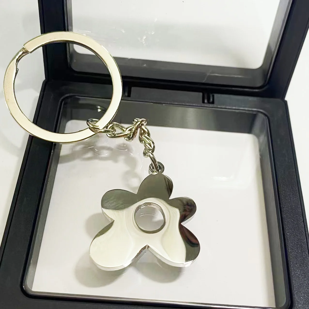High-Quality-Stainless-Steel-Flower-Pendant-Keychain-Fashion-Men-and ...
