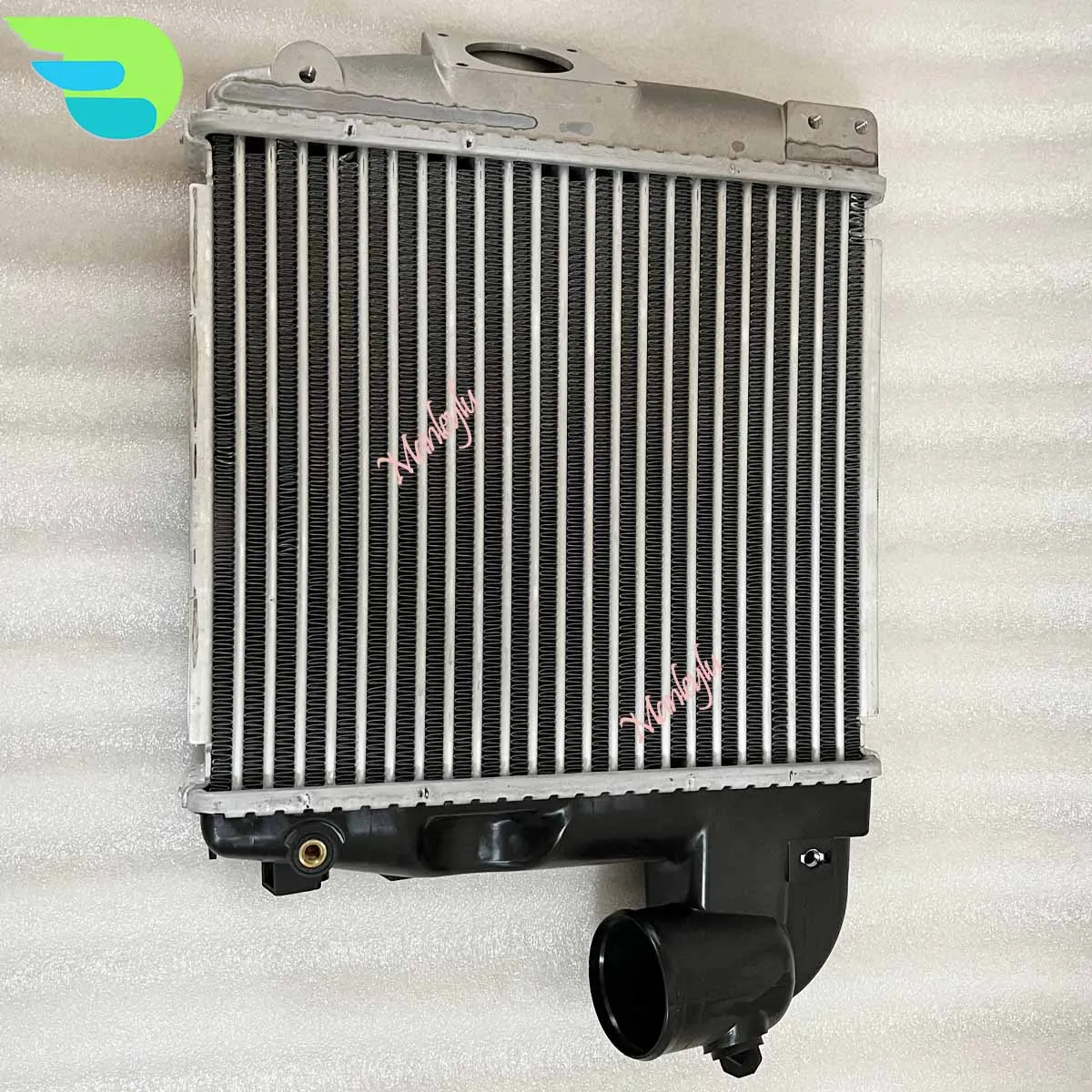 Интеркулер Интеркулер для Toyota TOYOTA HILUX 1KD 2KD 2006-2013 17940-0L010 179400 L010 ...