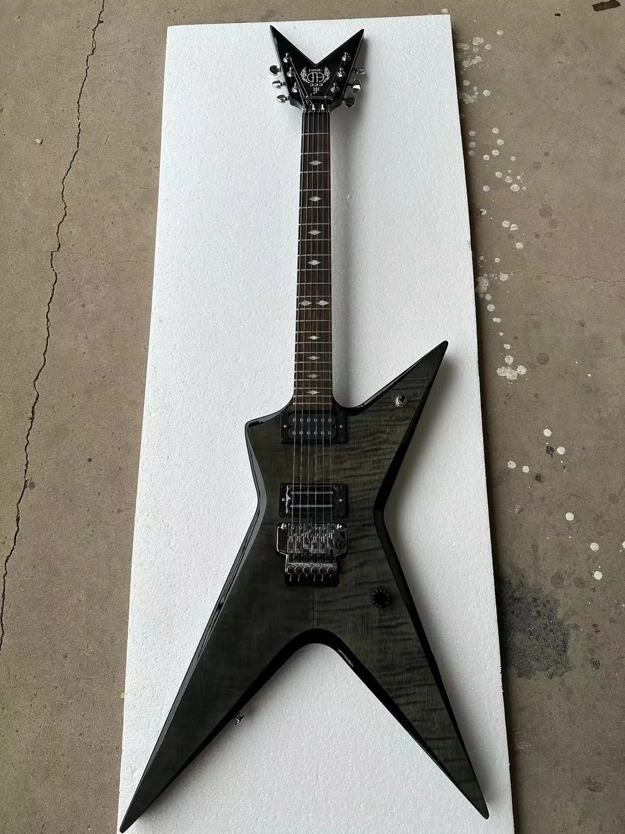 Guitarra-El-ctrica-Washburn-Dimebag-Stealth.jpg