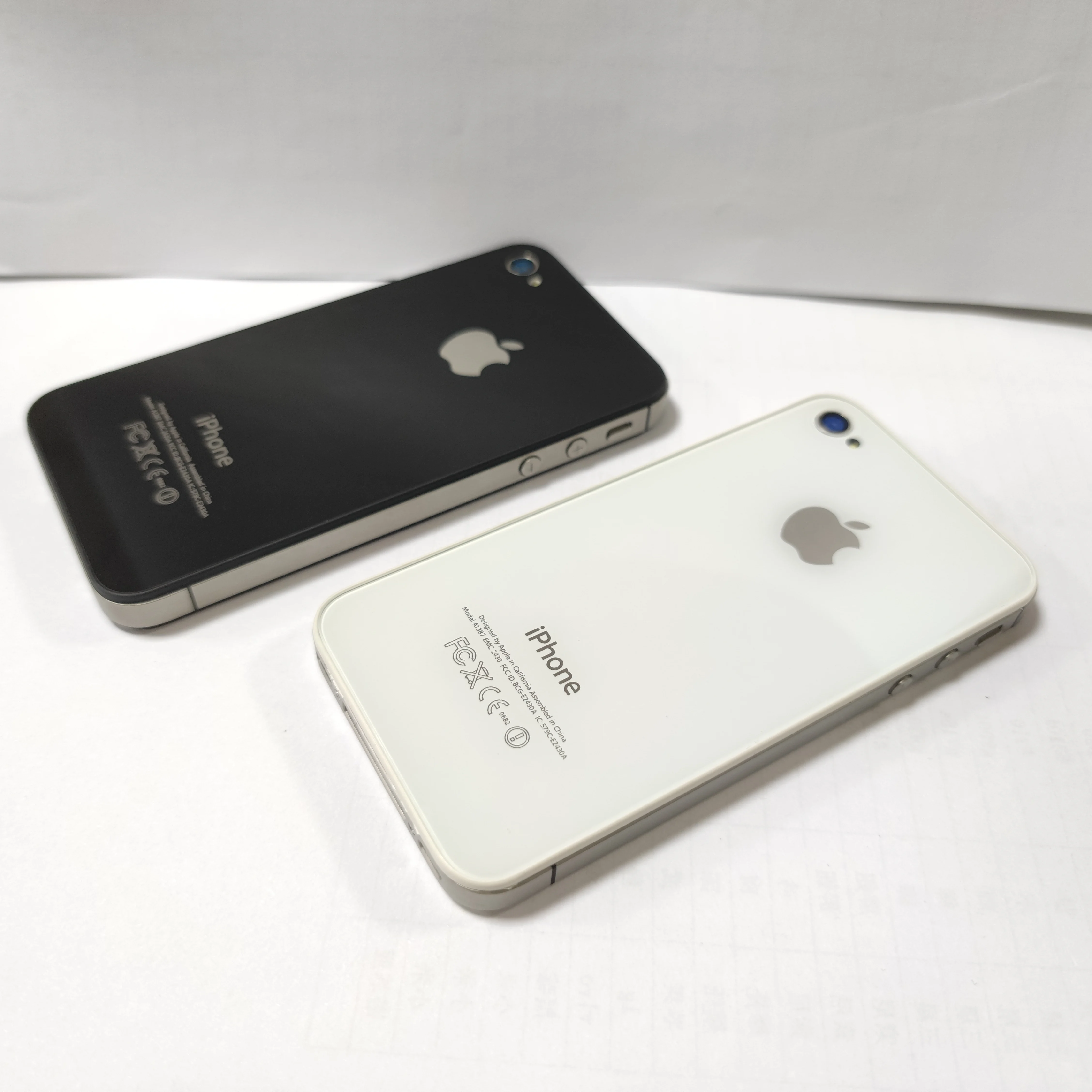 Iphone 4s White And Silver