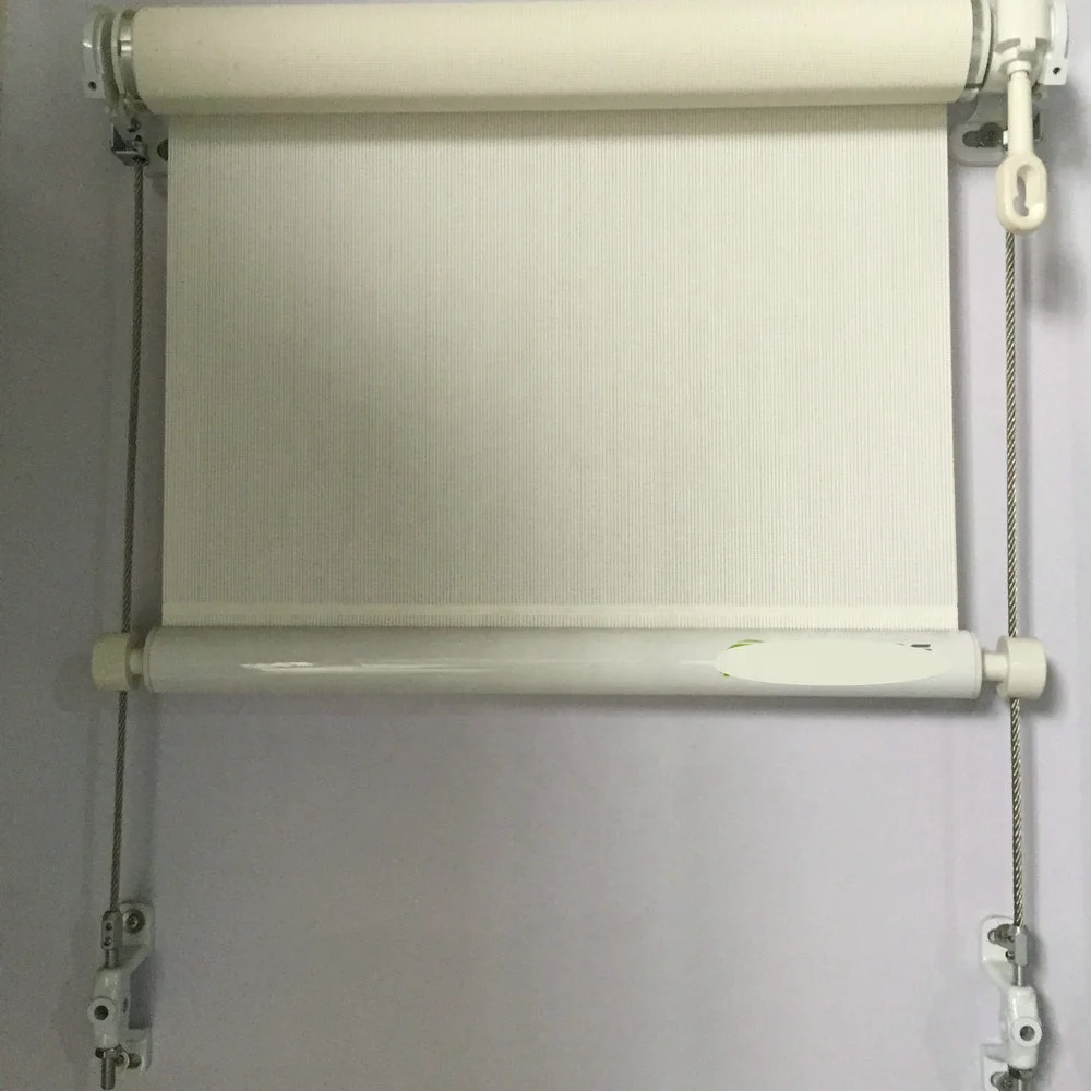Manual-automatic-steel-wire-guide-exterior-roller-blind-shade.jpg