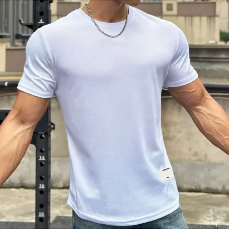 2024 Men’s Summer Fitness T-Shirt – OUTFITTERS PURSUIT