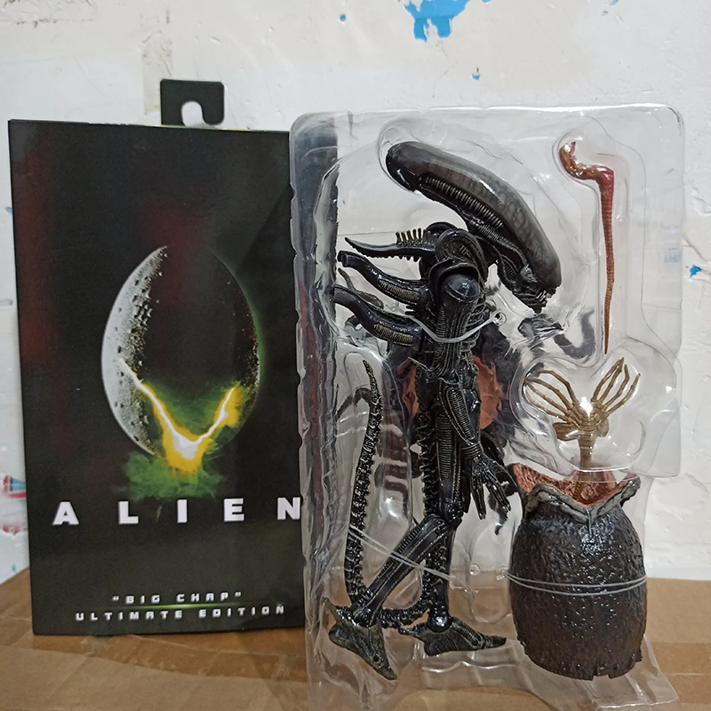 NECA Alien Big Chap Alien Predator 40th Anniversary Egg Facehugger ...