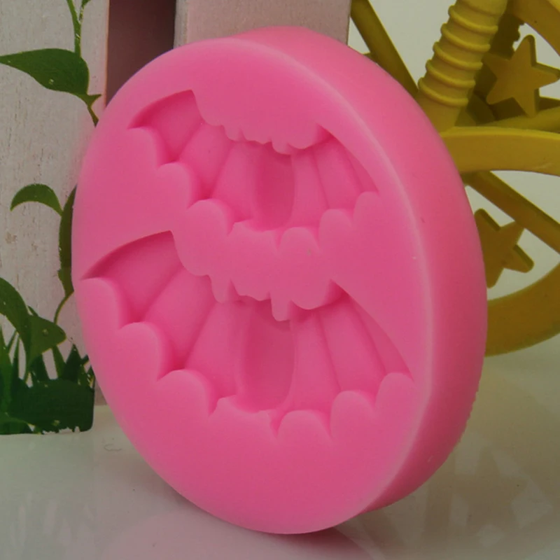 Cartoon Bat Animal Cookie Silicone Mold DIY Chocolate Fondant Baking ...