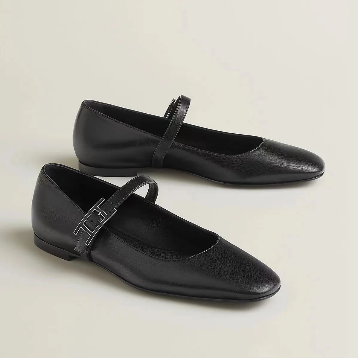 Small-square-head-with-shallow-mouth-flat-sole-single-shoe-minimalist ...