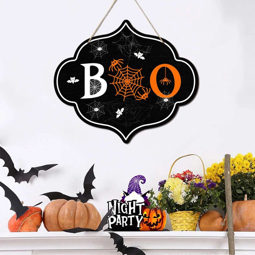 Halloween Plaque And Signs