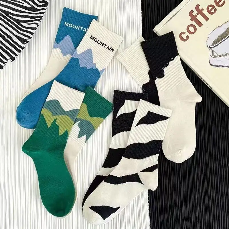 Asymmetrical A/B Style Couple Socks–Harajuku Mismatched Cotton Socks ...