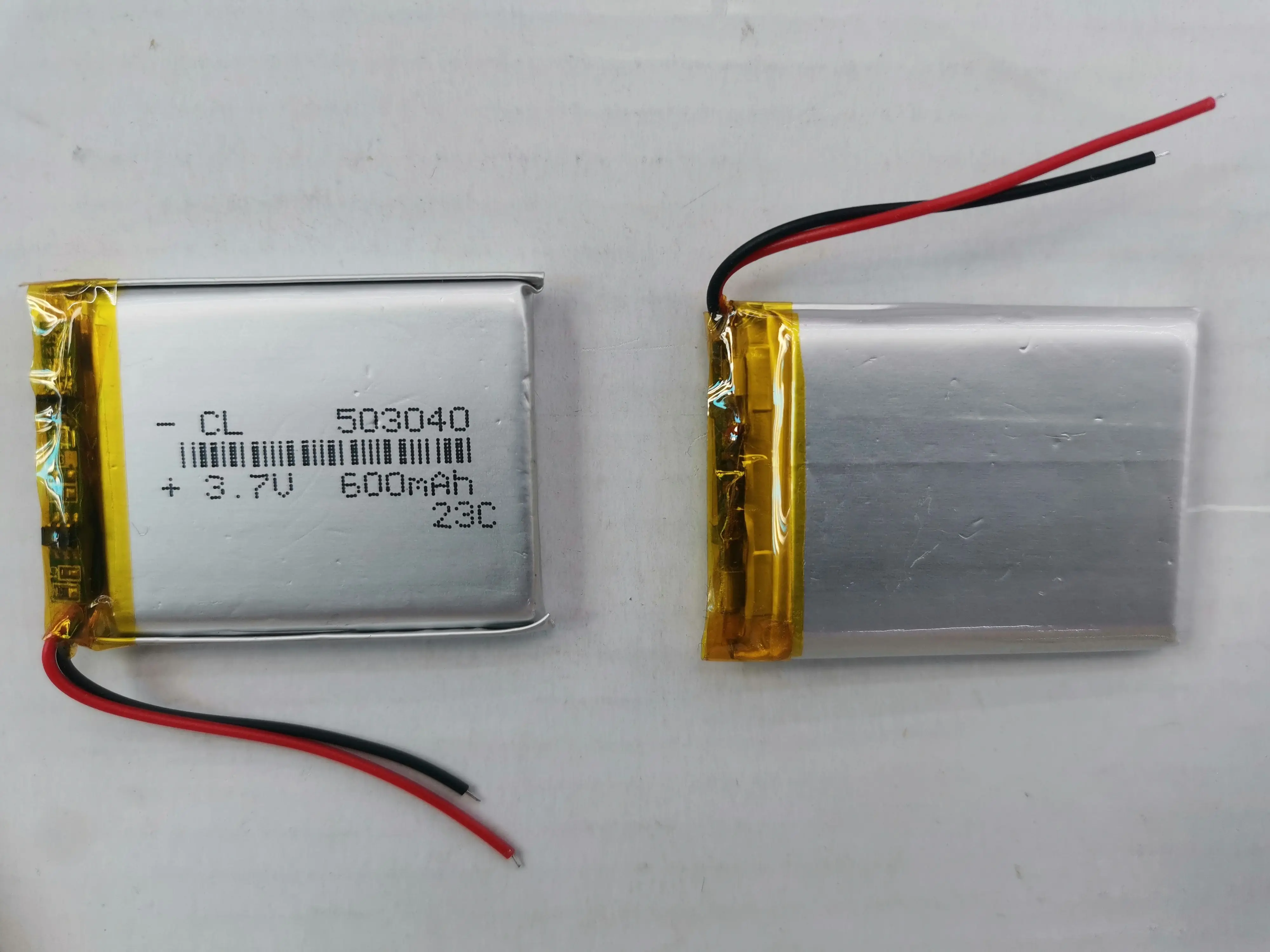 3-7V-2-wires-503040-053040P-600mah-lithium-battery-with-protection ...