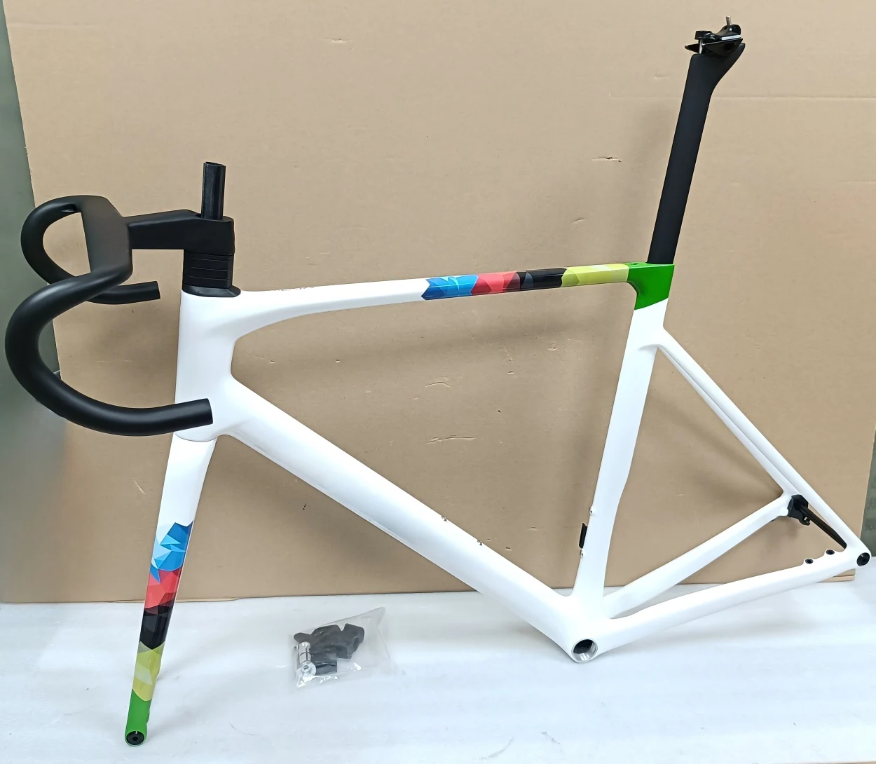 V5Rs carbon road frame racing frameset T1100 carbon frame with CC01 ...