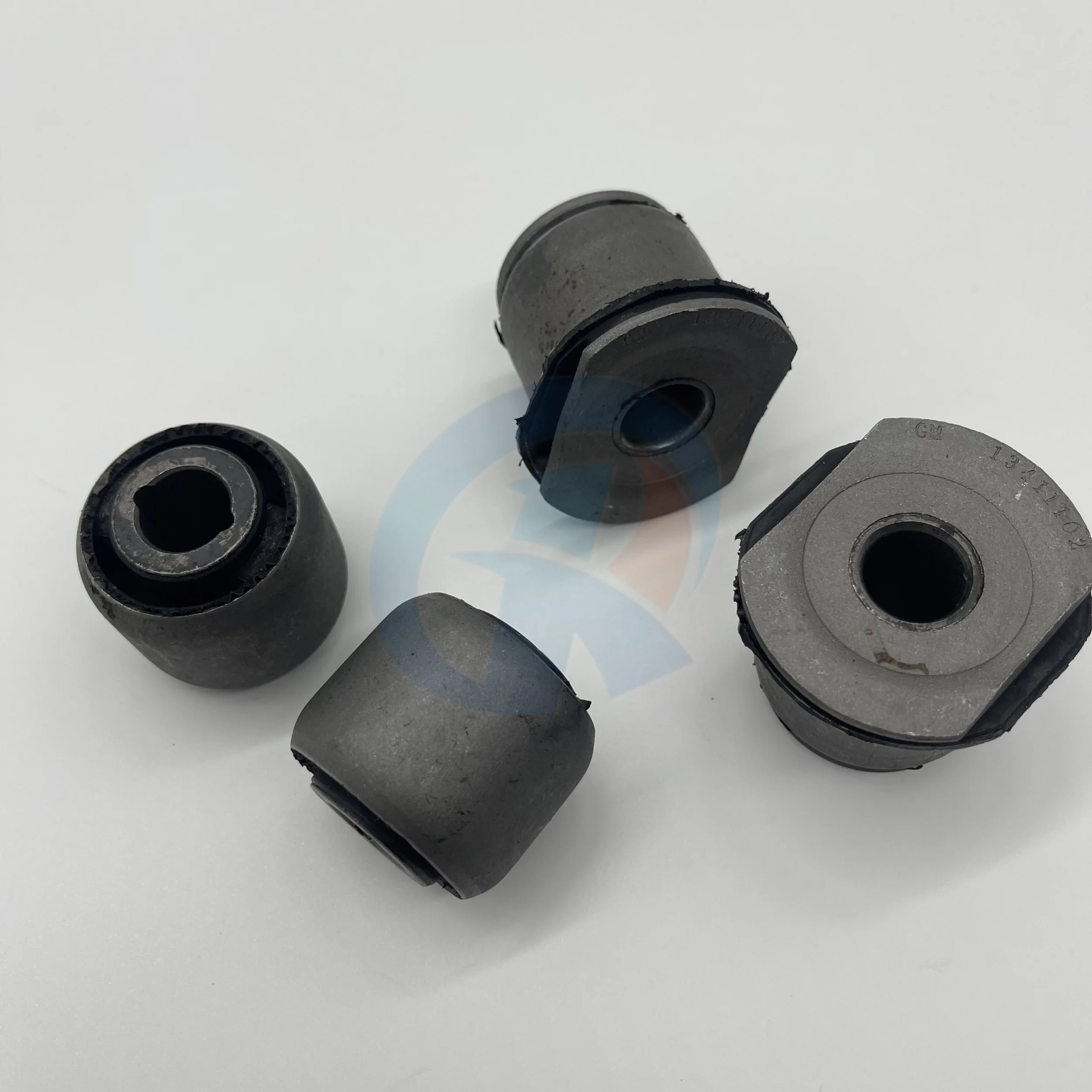 Suitable-for-Cadillac-XTS-front-lower-control-arm-bushing-front-claw ...