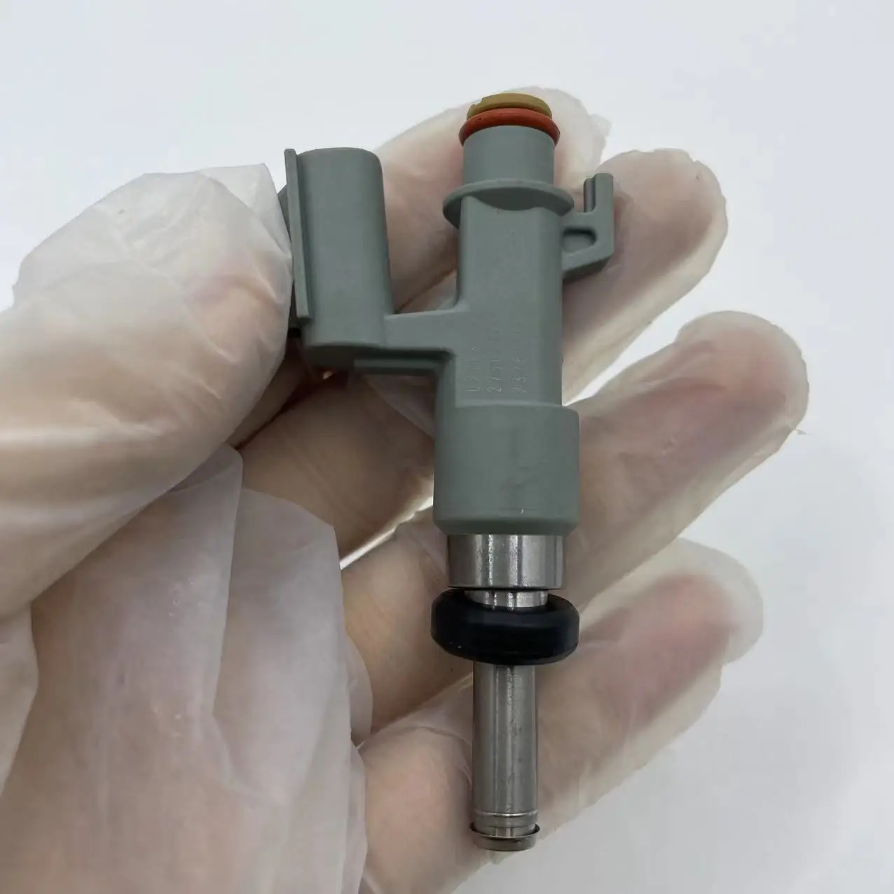 1pcs-High-Quality-Fuel-Injector-Nozzle-OEM-23250-F2040-23250-F0020 ...