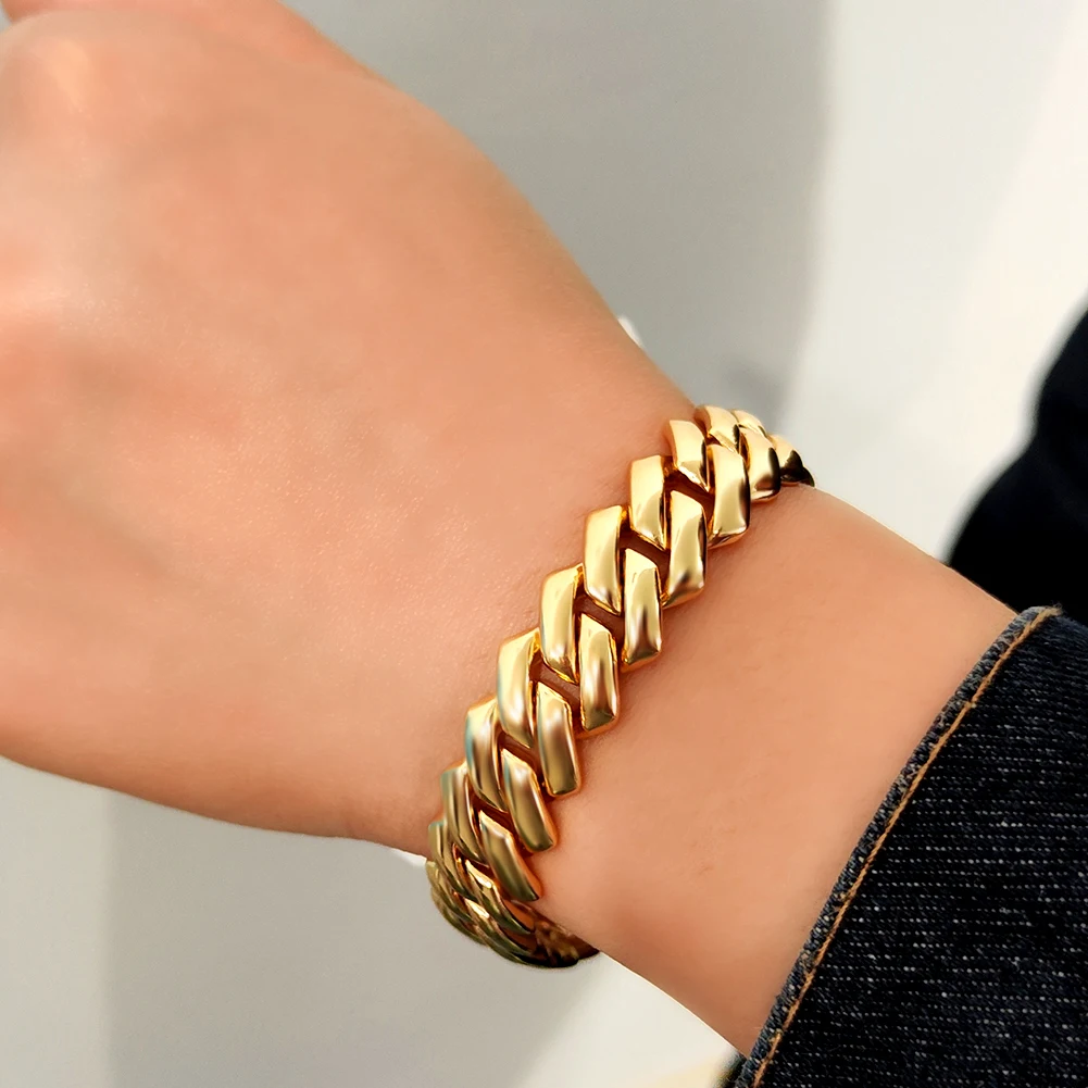 Pulseira-Cubana-em-Corrente-para-Mulher-Minimalista-Elegante-Cor ...