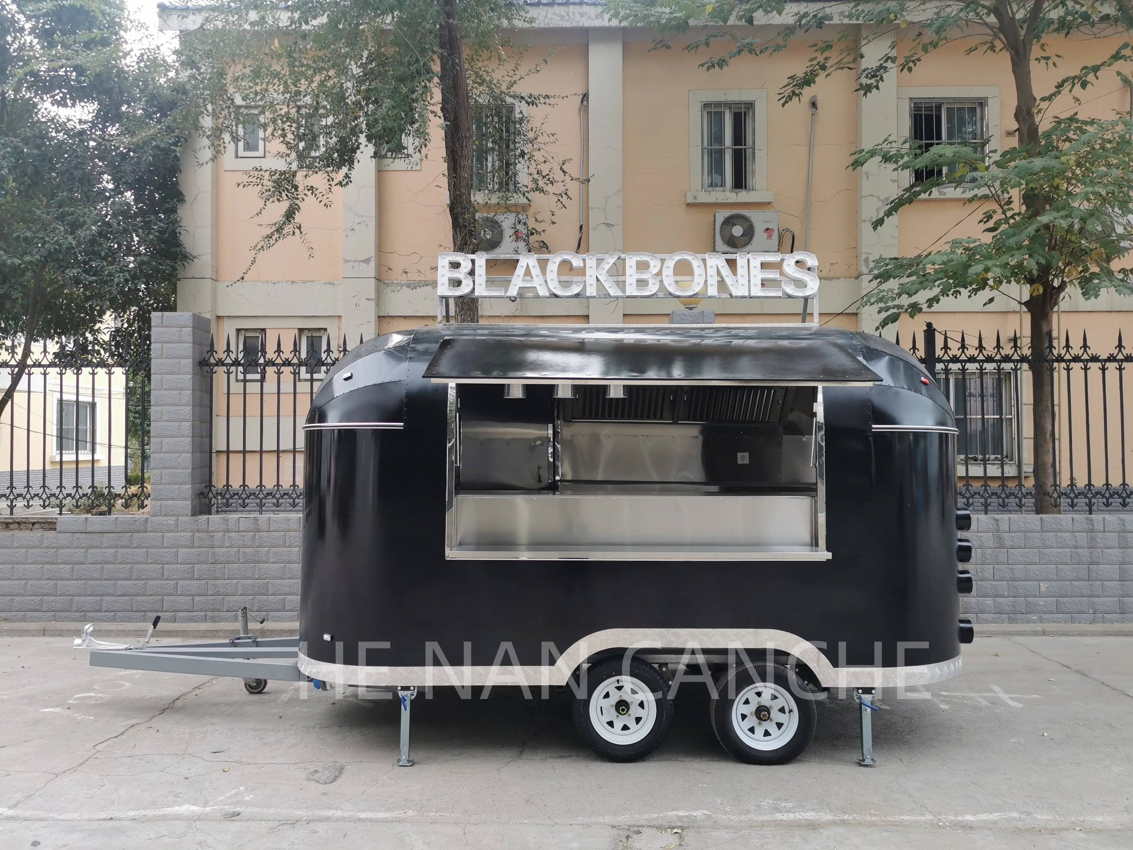 ขนมขบเคี้ยวอาหาร Trailer ค่าเฉลี่ย Dining Car Trailer Street Food Cart ...