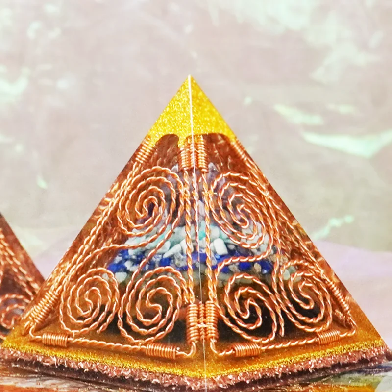 Triskelion-Heddeka-elemento-de-agua-pir-mide-de-orgonita-de-meditaci-n ...