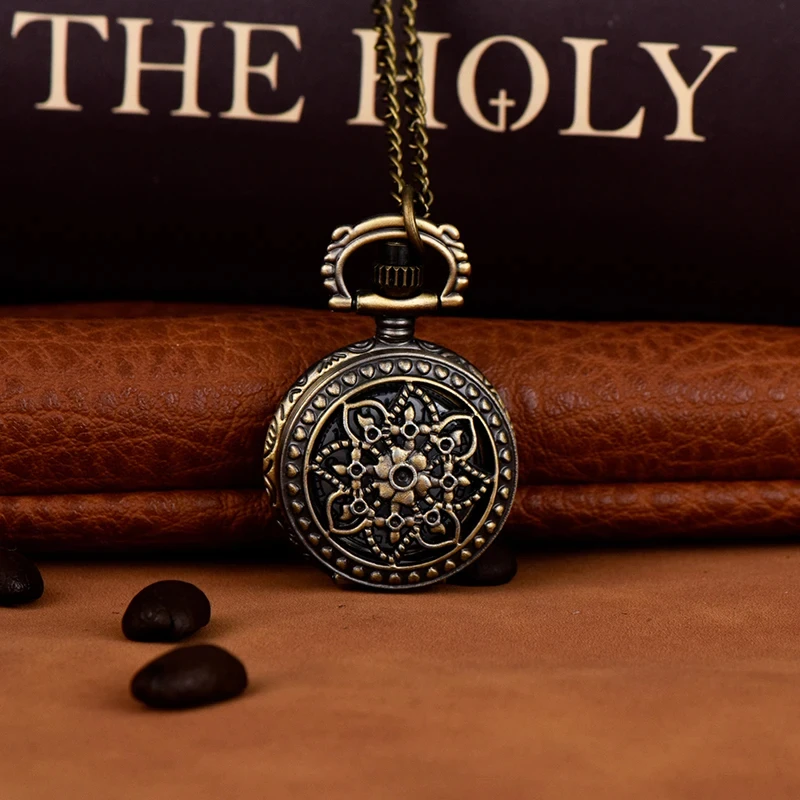 1 Pcs Vintage New Fashion Hollow carved lotus Pocket Quartz Watch On ...