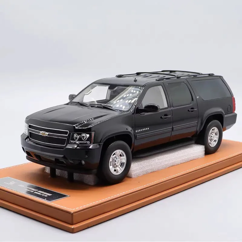 Chevrolet-Suburban-2015-New-York-Police-Resin-Car-Modelo-Pl-stico-Emula ...