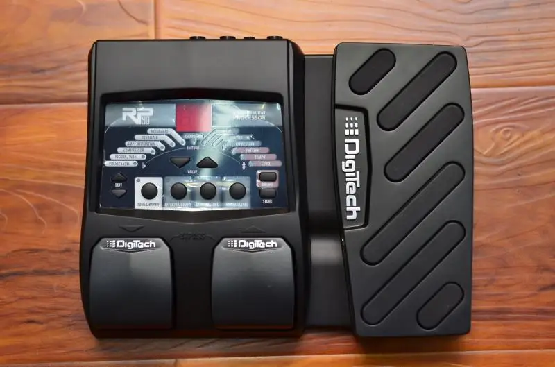 DigiTech-RP90-Integrated-Effects-unit.jpg