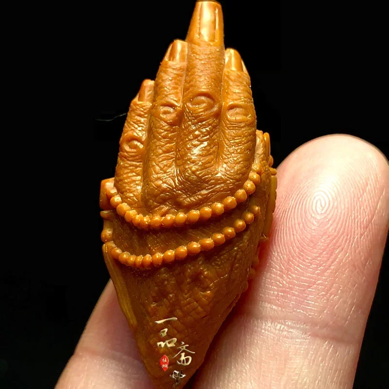 One-heart-to-Buddha-olive-nuclear-single-seed-nuclear-carving-boutique ...