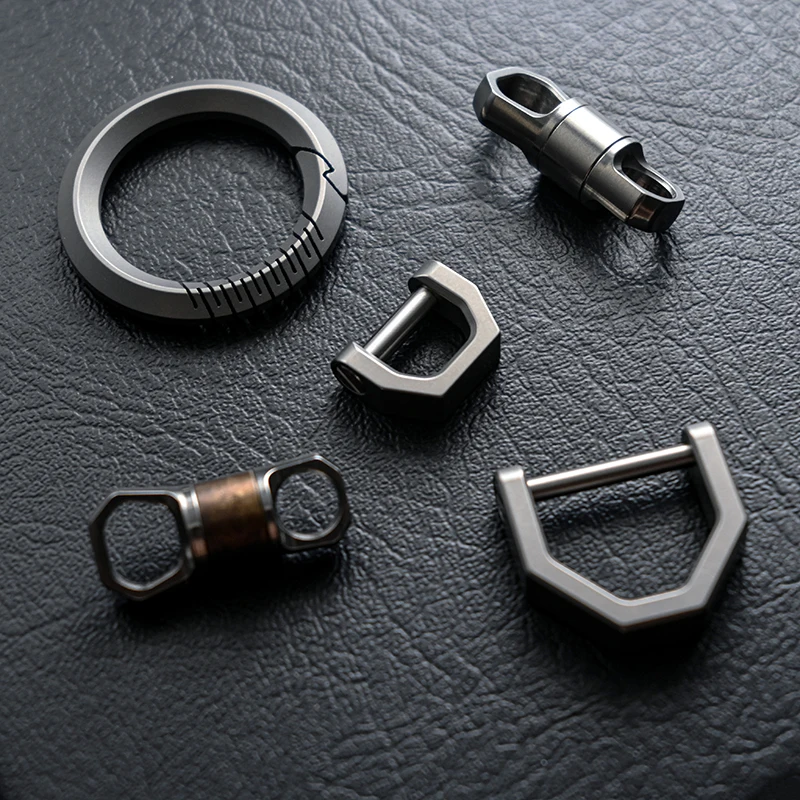 High-End-Titanium-Men-Key-Chain-Can-Be-Rotated-360-Key-Ring-Super-Light ...