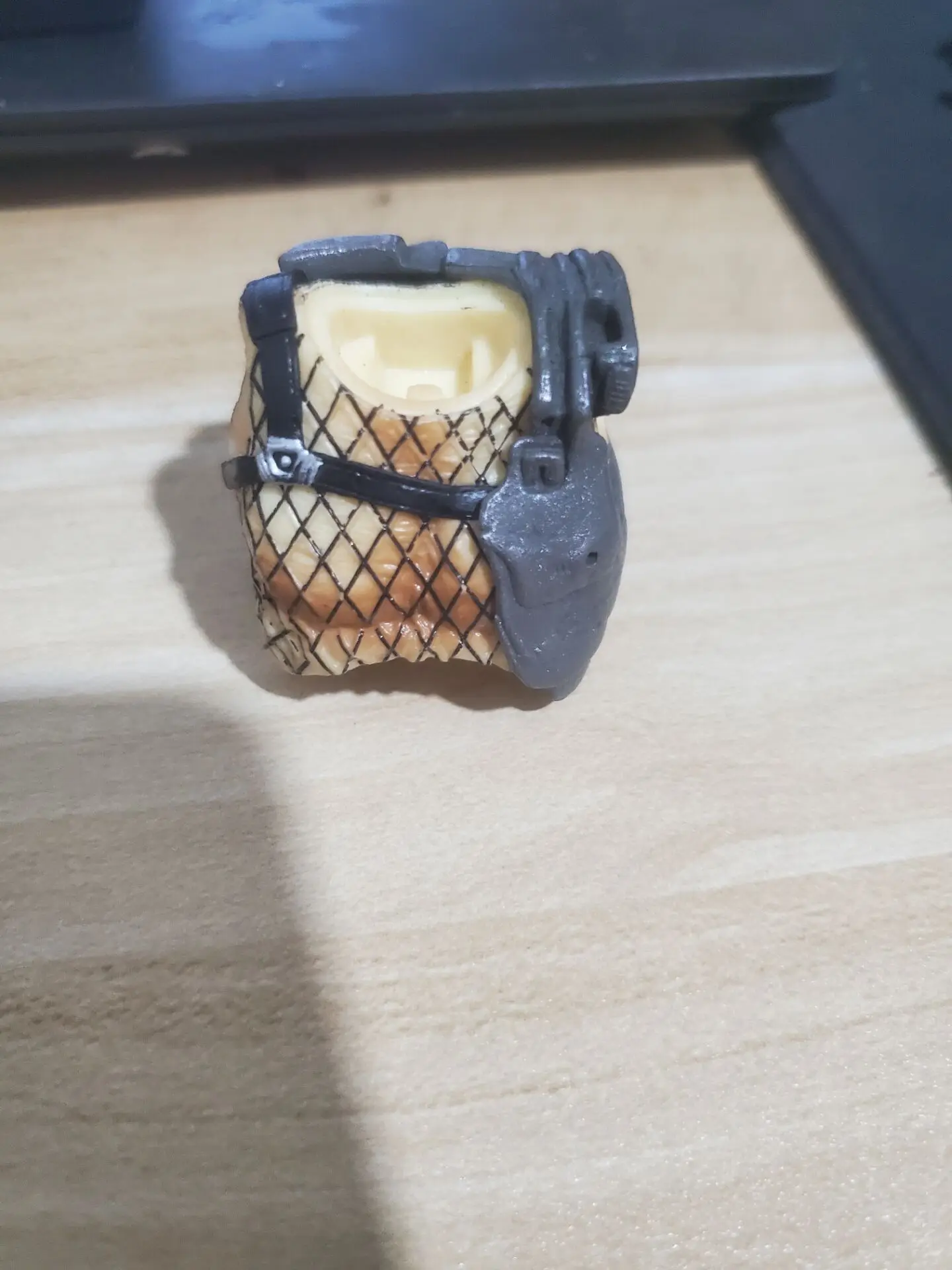 Figura de acción de Depredador de NECA The Predator Lab Escape Fugitive ...