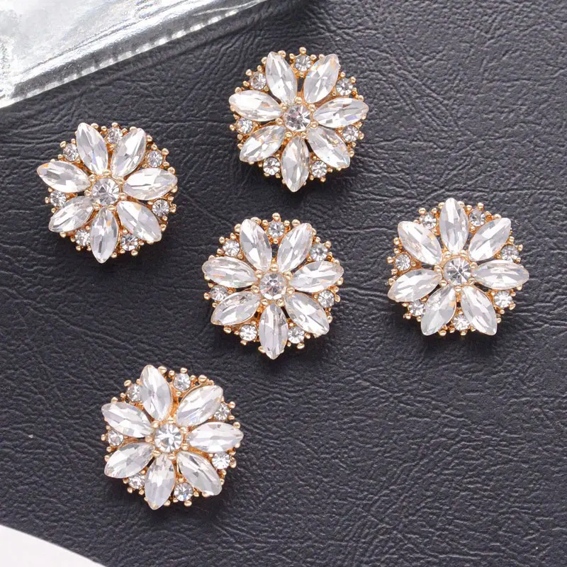 2/4/6pcs 15/20/24MM 2024 New Sparkling Crystal Flower Buttons For ...