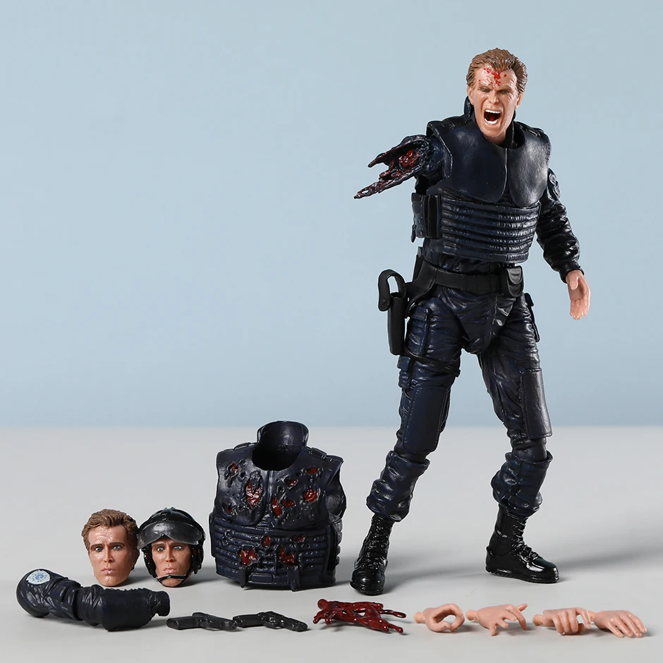 NECA-Alex-Murphy-OCP-Uniform-Version-Ultimate-Aciton-Figure.jpg