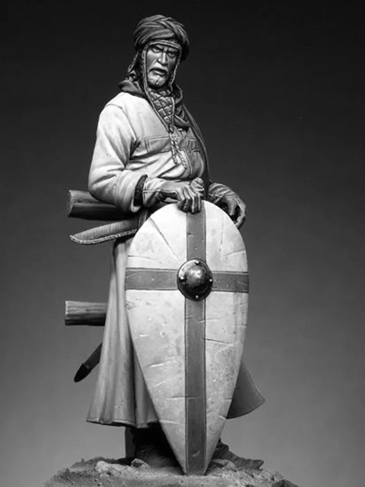 1/18 high 90mm general Crusader Knight 90mm toy Resin Model Miniature ...