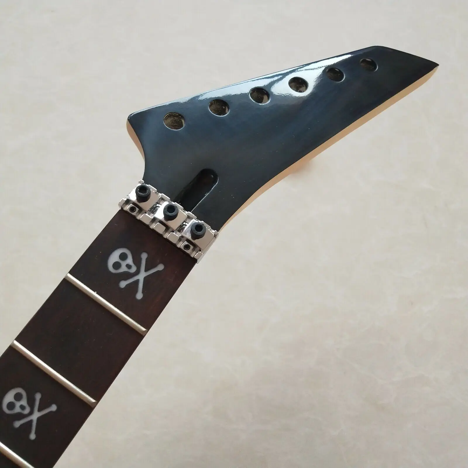 New-Maple-Guitar-Neck-Parts-24-fret-Rosewood-Fretboard-25-5inch-Skull ...