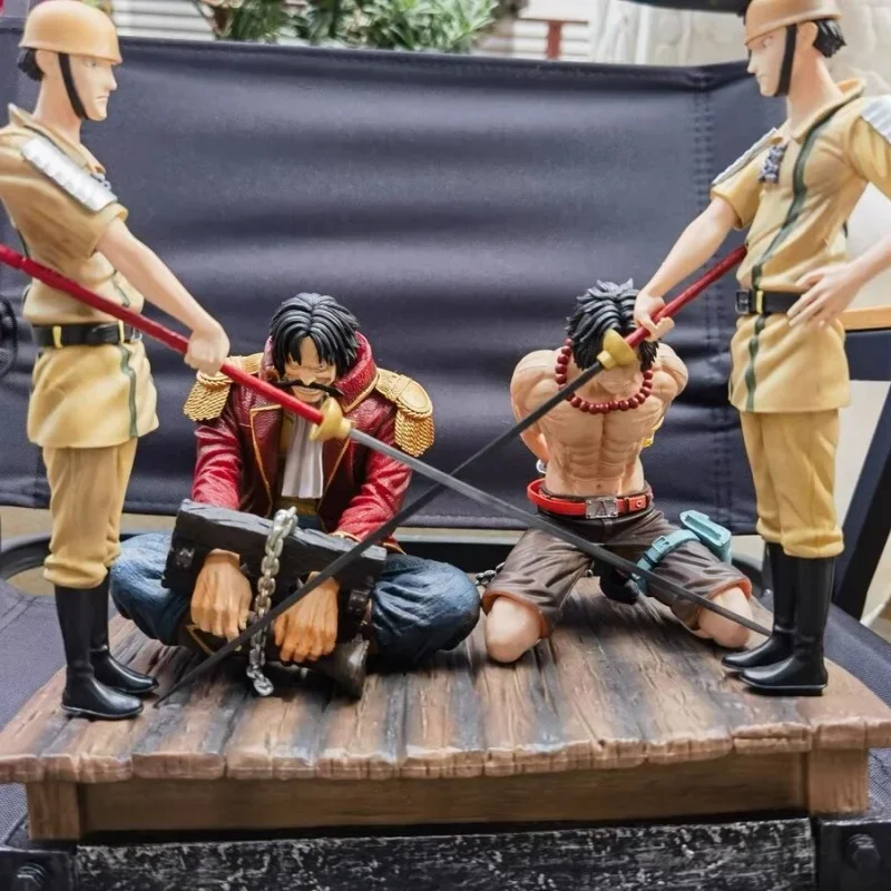 One-Piece-Anime-Figure-Execution-Portgas-D-Ace-Gol-D-Roger-Figure-Pvc ...
