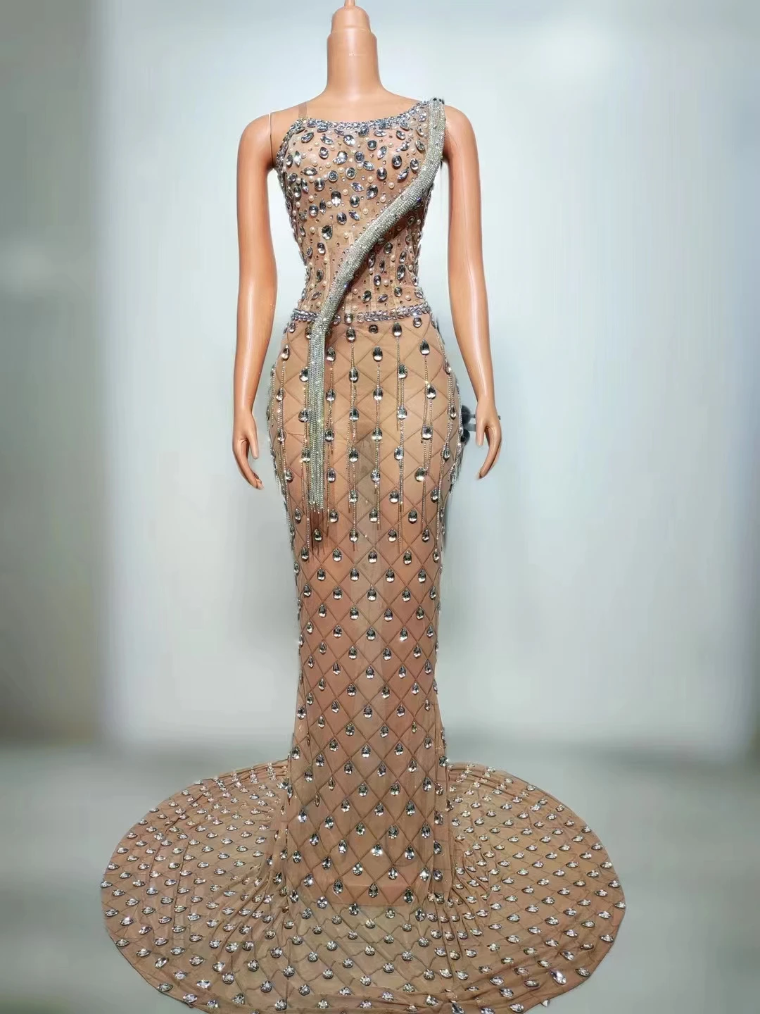 Charmante-robe-en-cristal-brillant-avec-biscuits-perl-s-robe-Tule ...