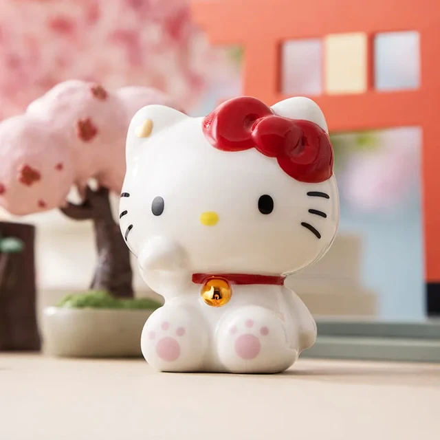 Hello Kitty Lucky Cat