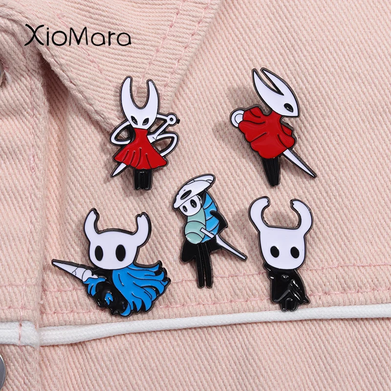 Hollow Knight Fan Made Character Brooch: The Perfect Tribute for True Fans