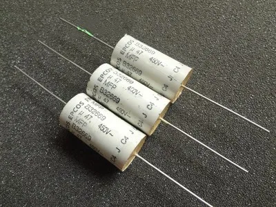 B32669-copper-pin-axial-capacitor-0-47-UF450VAC-U47-450VAC-17-33mm.jpg
