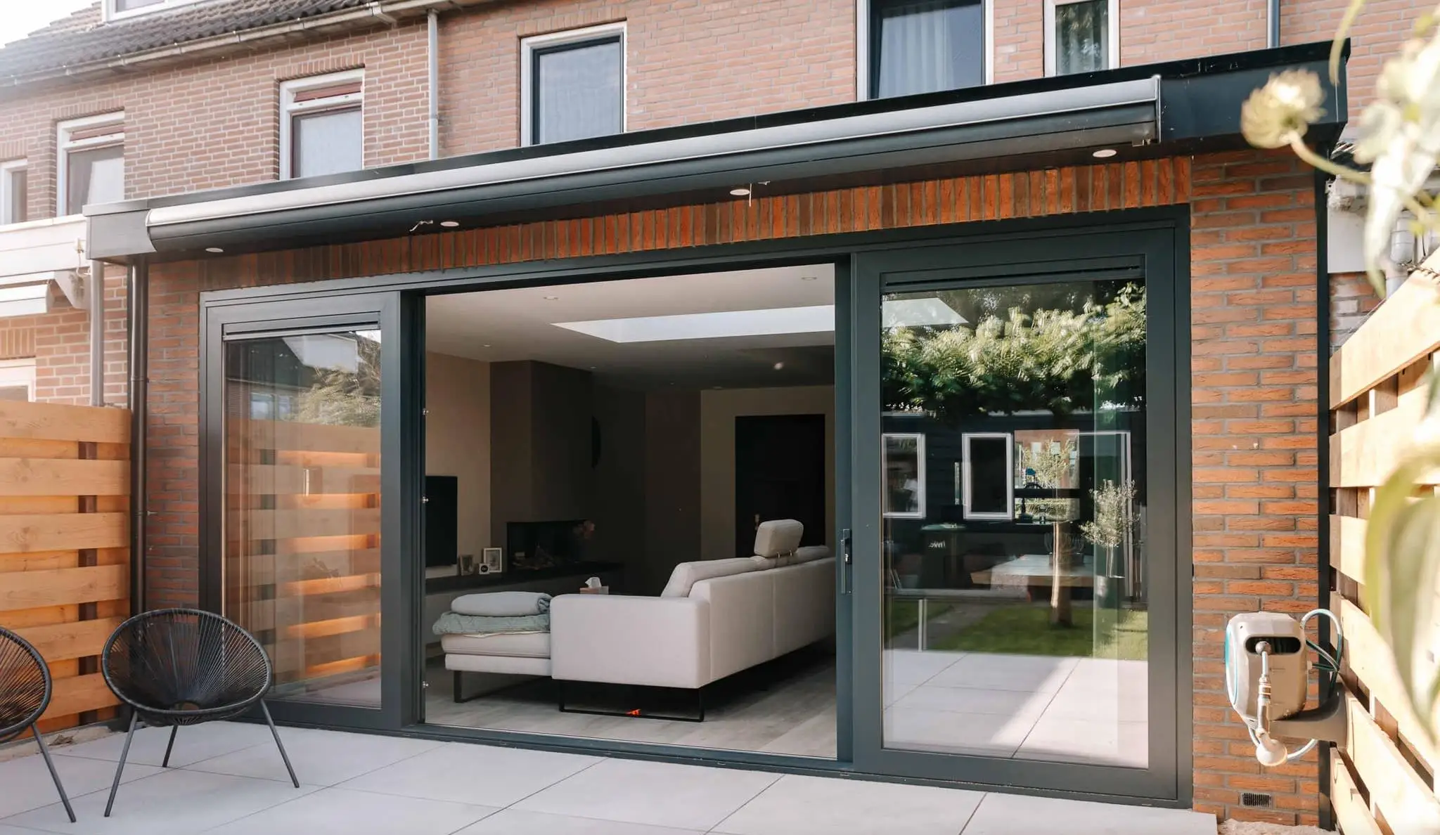 Small House with Sliding Door: The Real-World Performance of This ...