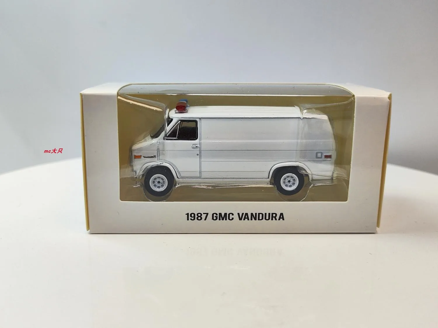 GreenLight-1-64-1987-GMC-VANDURA-WHITE-Metal-Diecast-Alloy-toy-cars ...