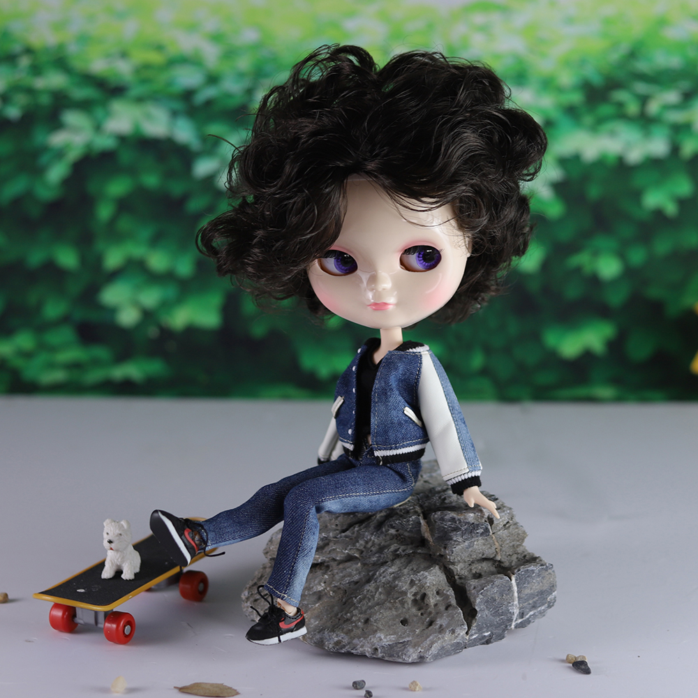 Ritchie – Premium Custom Neo Blythe Boy Doll with Brown Hair, White ...