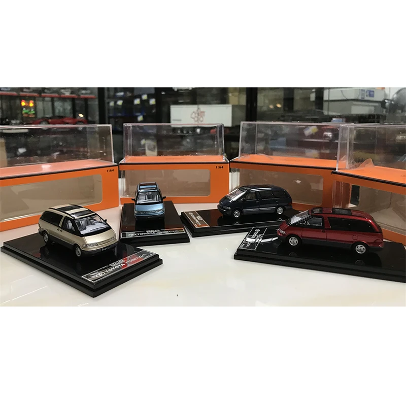 1:64 Scale Toyota Bullet Van Alloy Simulation Alloy Car Model Diecast ...