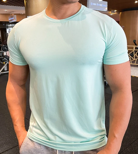 Breathable Short Sleeve Men's Sports & Fitness Jersey - Men's Fitness ...