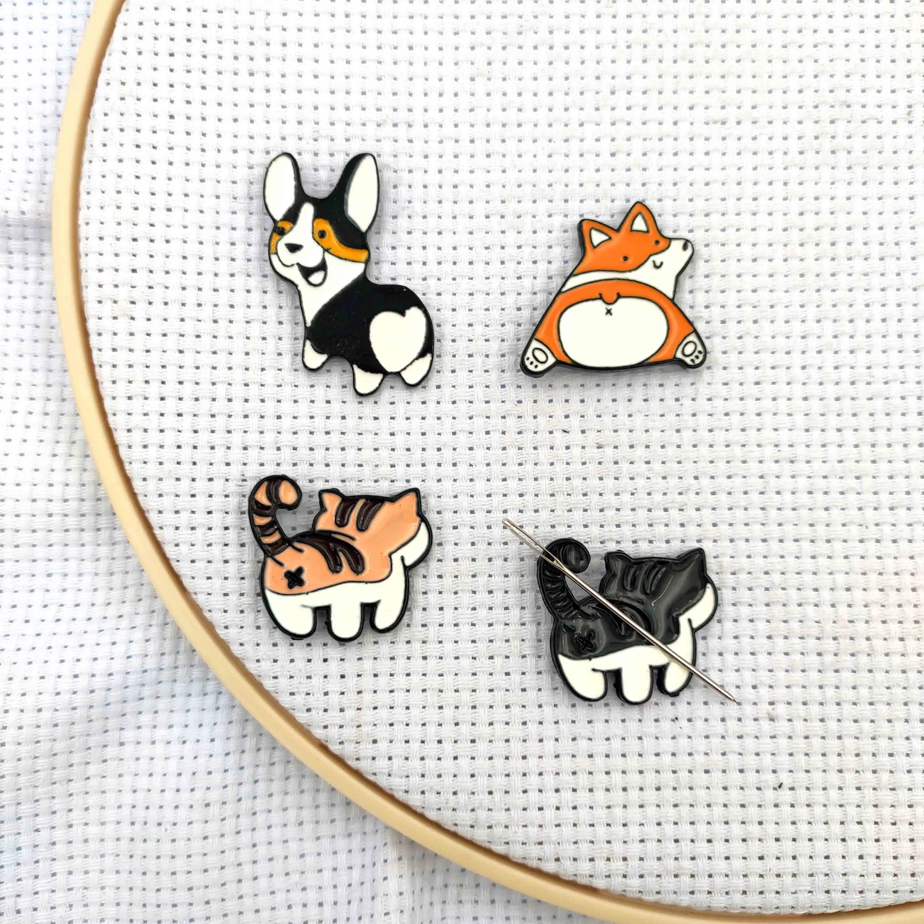 Needle-Minders-Cat-Dog-Needle-Minder-Magnetic-Embroidery-Sewing-Magnet ...