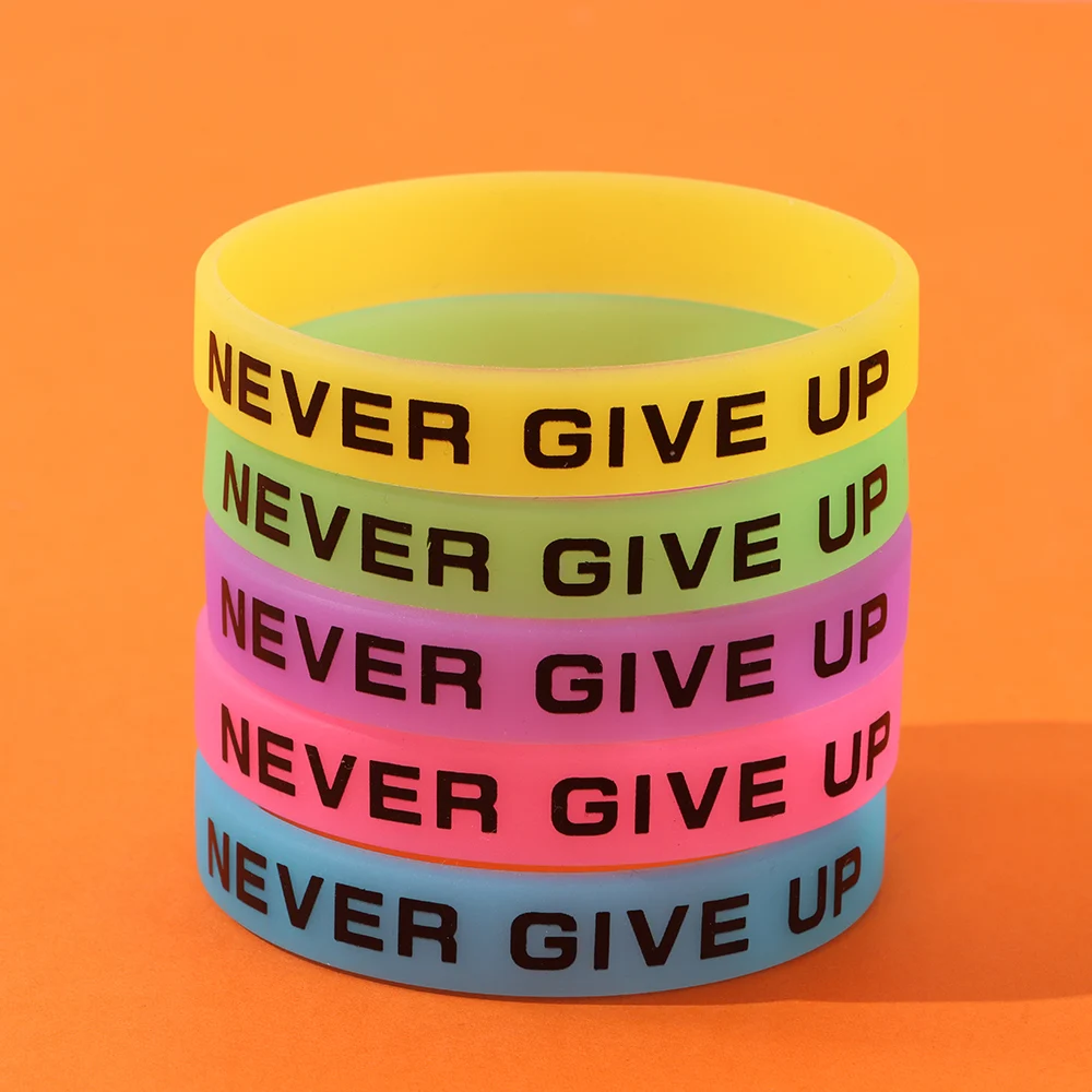 1Pc Never Give Up Luminous Rubber Bracelet Men Women Friendship ...